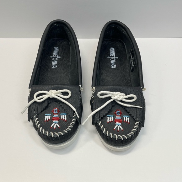 Minnetonka | Shoes | Minnetonka Womens Thunderbird Moccasin Hard Sole ...